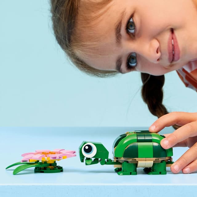 LEGO Creator 3-in-1-Set 31377 Schildkröte mit Seerose, Modellbau ab 7 ...