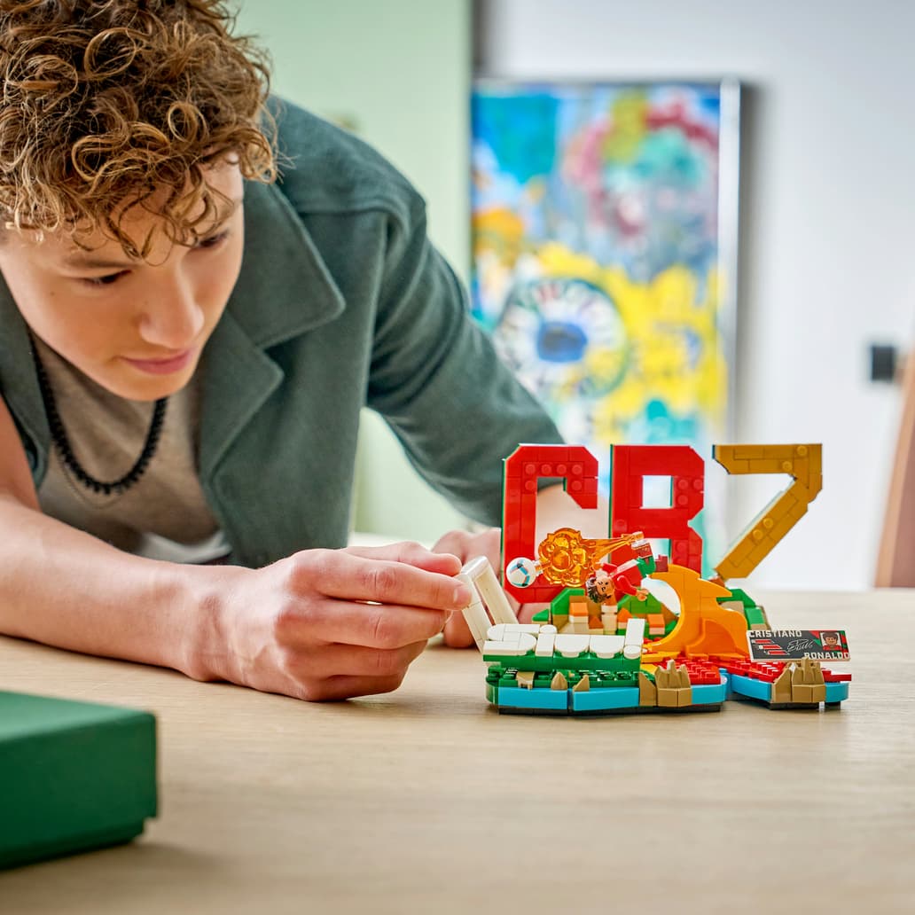 LEGO Editions 43012 Cristiano Ronaldo, Fußball-Highlights, Fußball-Deko ...