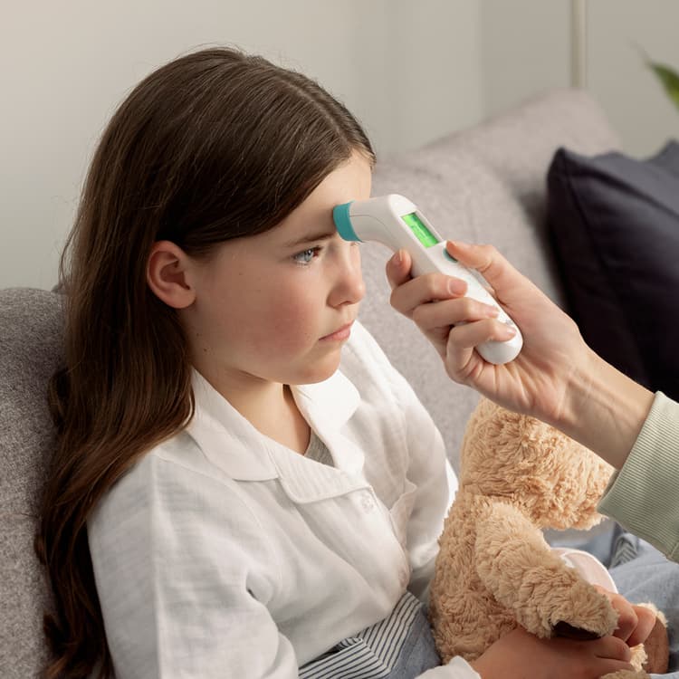 BRAUN Stirnthermometer TempleSwipe™ BST200 online bestellen | MÜLLER