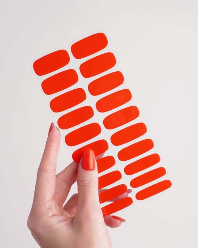 DOONAILS UV Gel Strips On Fire online bestellen | MÜLLER